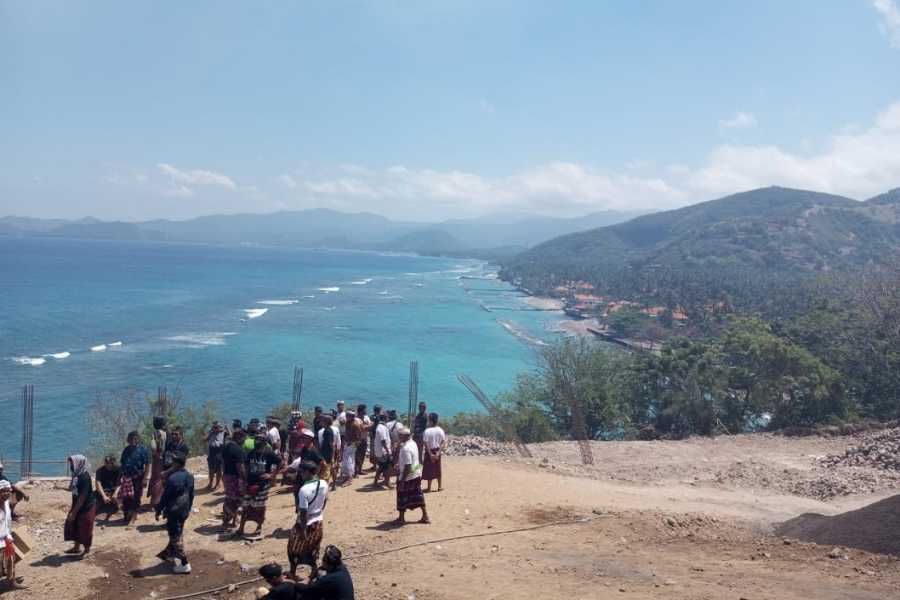 Tokoh Bugbug Minta Polisi Usut Dalang Pembakaran Resort di Bugbug ...