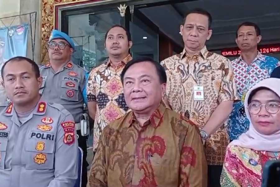 Kasus Dugaan Pelecehan JDA Viral, Kompolnas Datangi Polres Tabanan | BALIPOST.com