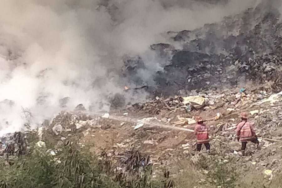 Salah Kelola, Sampah di TPA Suwung Menumpuk Tak Diproses | BALIPOST.com