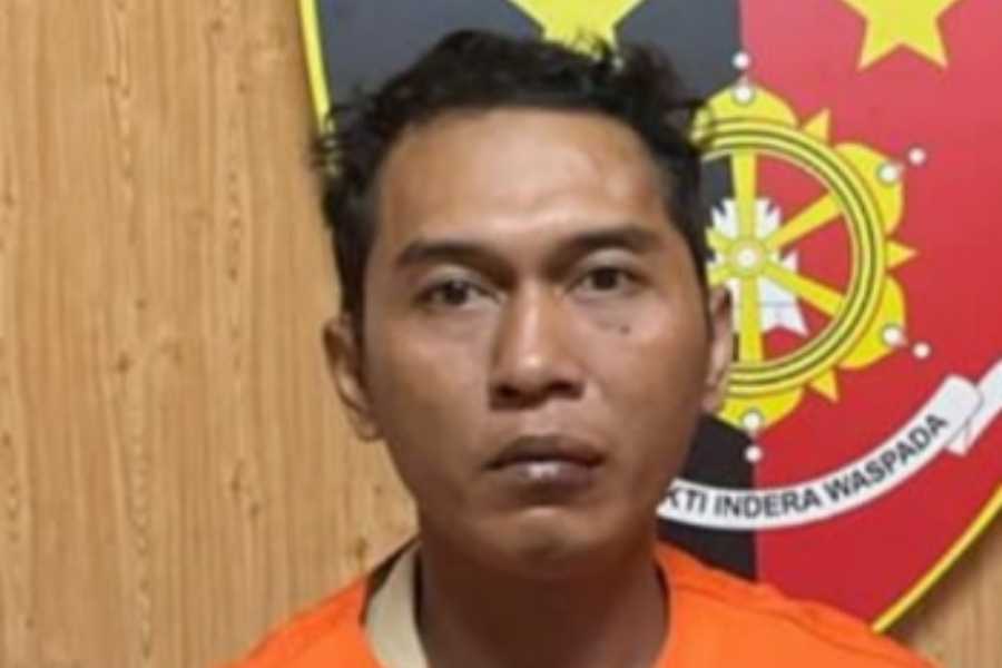 Terlilit Hutang Pinjol dan Judi Online, Pria Rampok MC Dihajar Massa ... Terlilit Hutang Pinjol dan Judi Online, Pria Rampok MC Dihajar Massa ...