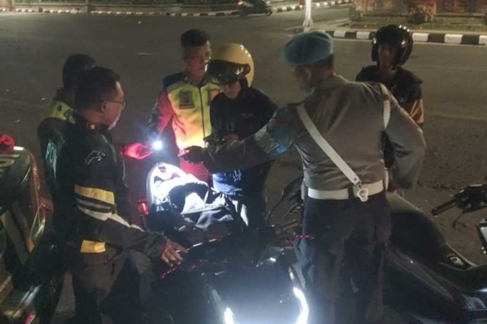 Puluhan Remaja Berkendara Motor Knalpot Brong Diamankan | BALIPOST.com