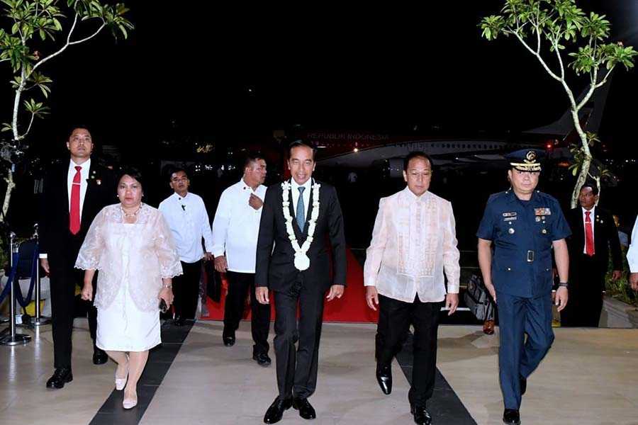 Awali Kunjungan Di Filipina, Jokowi Temui Marcos Jr Dan Ke Pabrik ... Awali Kunjungan Di Filipina, Jokowi Temui Marcos Jr Dan Ke Pabrik ...