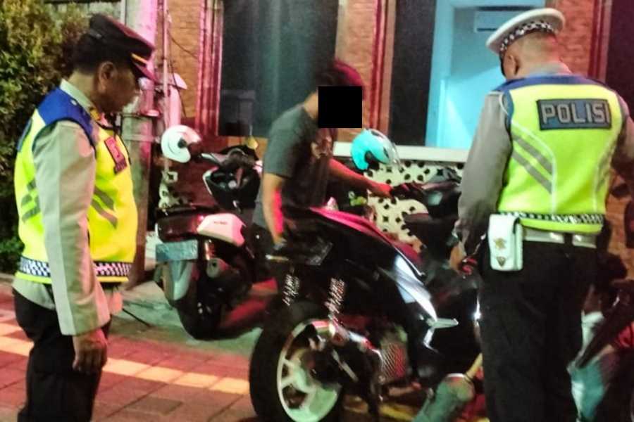 Gelar Razia, Sejumlah Motor Knalpot Brong Diamankan | BALIPOST.com