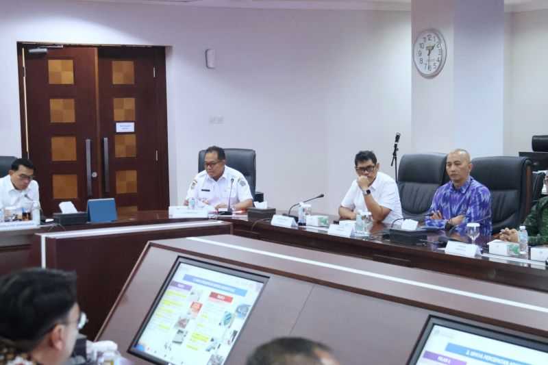 Rakor dengan KSP, Pj Gubernur Ungkap Kendala Percepatan KBLBB di Bali ...