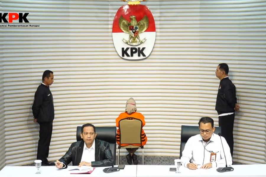 KPK Tetapkan 1 Tersangka OTT Sidoarjo | BALIPOST.com