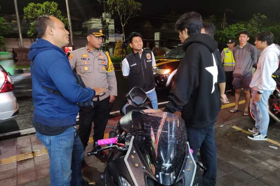 Polisi Pergoki Kelompok Pemotor Knalpot Brong | BALIPOST.com