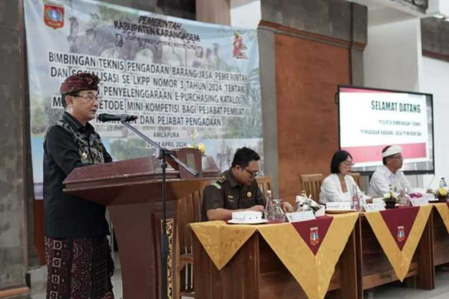 Bupati Gede Dana Buka Bimtek Pengadaan Barang/Jasa dan Sosialisasi SE LKPP | BALIPOST.com
