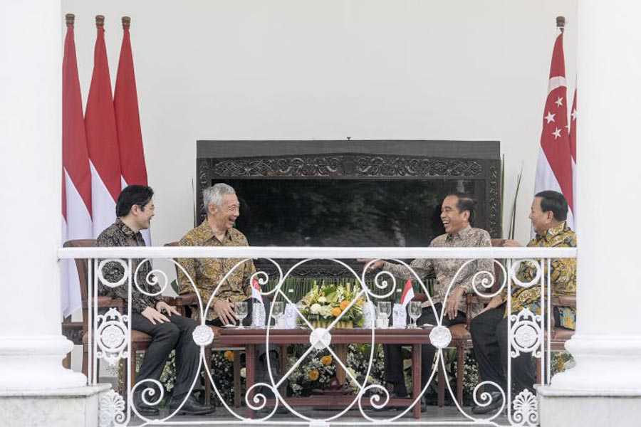 Kepemimpinan Presiden Jokowi Dipuji PM Lee | BALIPOST.com