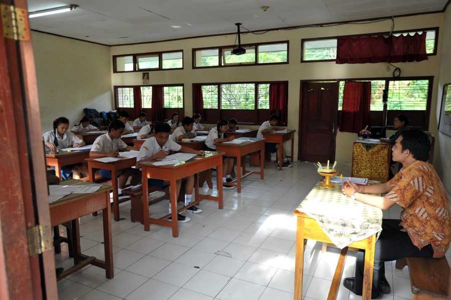 Lulusan SD Capai 14 Ribuan, Kuota PPDB SMP di Denpasar hanya Lima ...