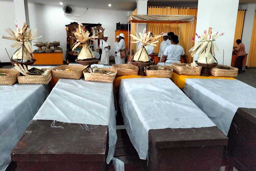 Pemprov Bali Kremasi 11 Jenazah Terlantar | BALIPOST.com