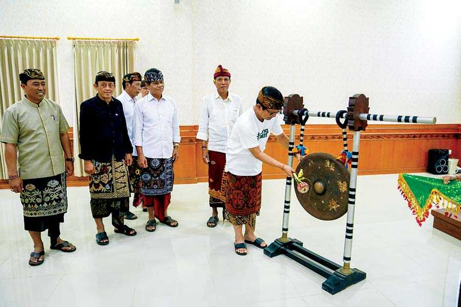 Sekda Adi Arnawa Buka Lomba Seni Budaya Pesantian | BALIPOST.com