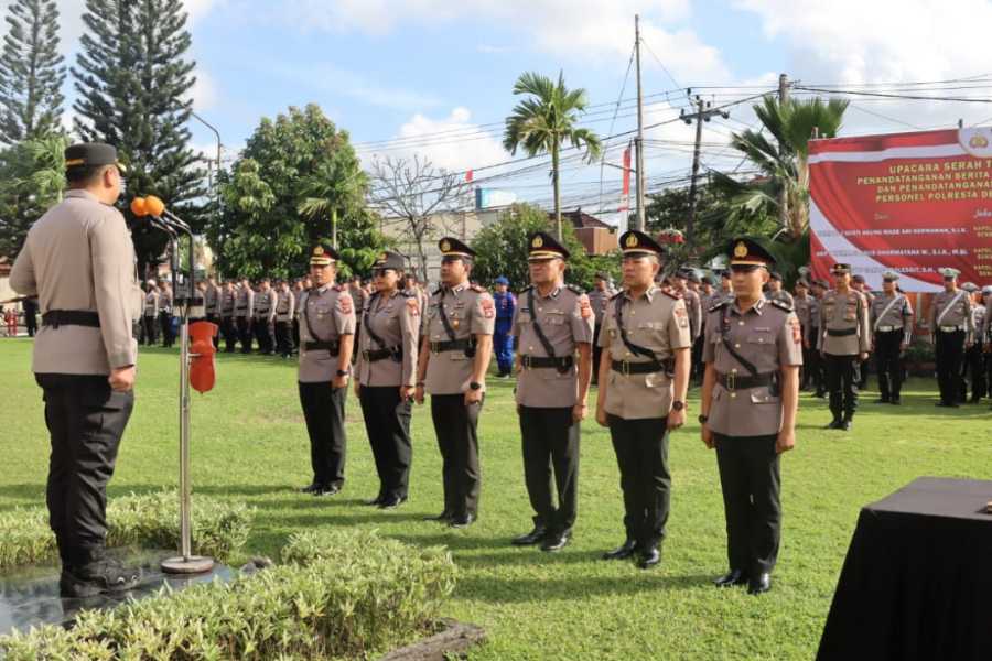 Tiga Kapolsek Diganti, Polwan Pimpin Polsek Denbar | BALIPOST.com