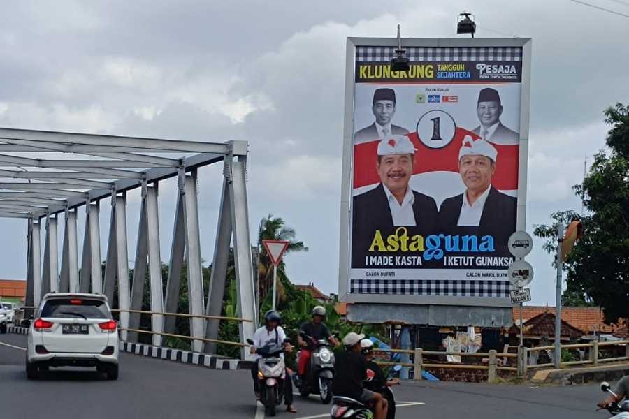 Cantumkan Gambar Prabowo, Paslon Jaya Protes Baliho Astaguna | BALIPOST.com