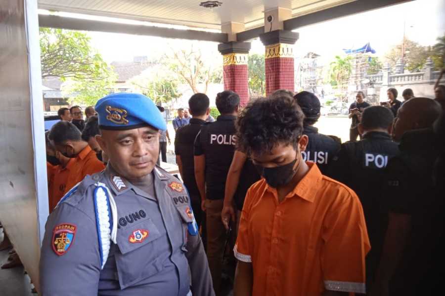 Kasus Video Hina Orang Bali, 10 Orang Diduga Keroyok Warga NTT Hingga ... Kasus Video Hina Orang Bali, 10 Orang Diduga Keroyok Warga NTT Hingga ...