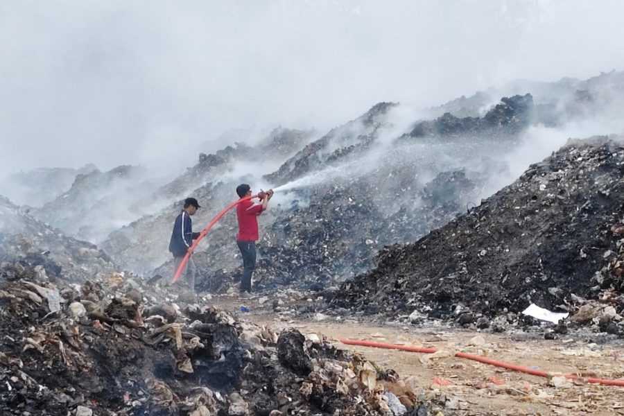 TPA Sente dan TPA Biaung Nusa Penida Terbakar | BALIPOST.com