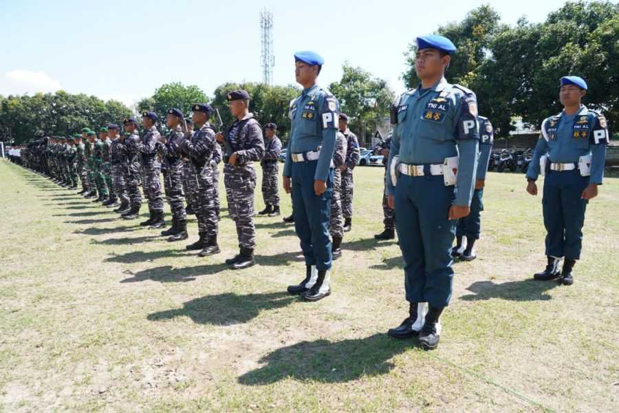 Korem 163/WSA Gelar Pasukan Pengamanan Presiden | BALIPOST.com