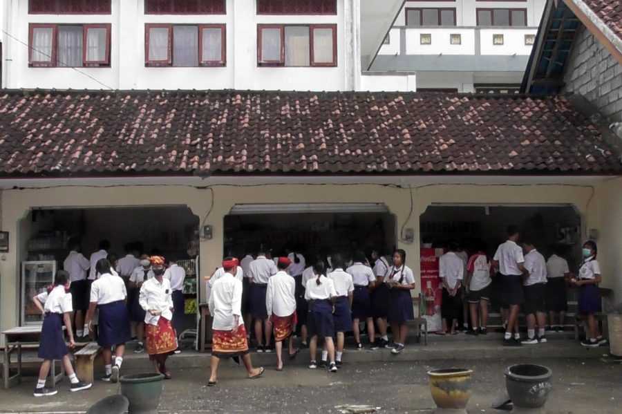 Kunci Putus Kemiskinan di Bali, Siswa Miskin Belum Digarap Serius | BALIPOST.com