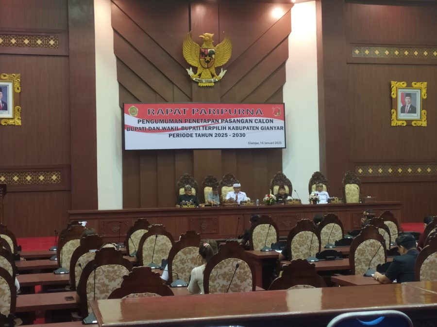 DPRD Gianyar Umumkan Hasil Penetapan Paslon Bupati dan Wakil Bupati Terpilih | BALIPOST.com