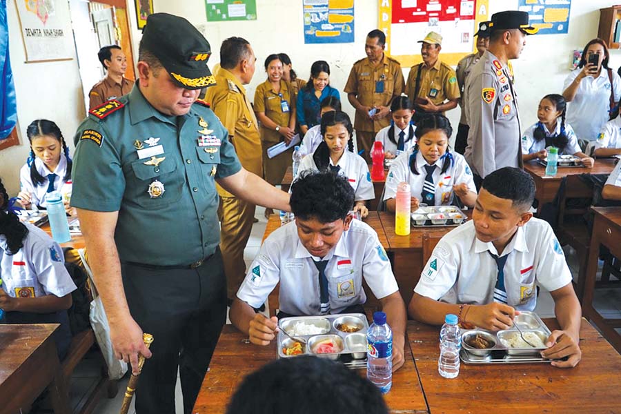 Program Makan Bergizi Tunggu Instruksi BGN | BALIPOST.com