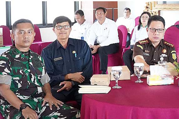 Banyak WNA Berulah, Nusa Penida Butuh Pos Pemantauan WNA | BALIPOST.com Banyak WNA Berulah, Nusa Penida Butuh Pos Pemantauan WNA | BALIPOST.com