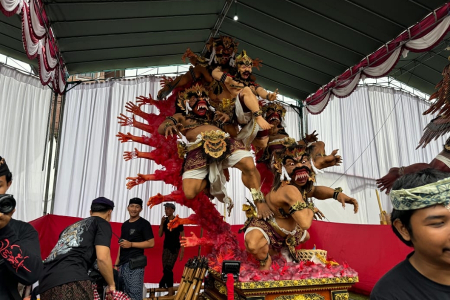Ogoh-Ogoh Banjar Sangiang Kekeran Mengwi Ramaikan Parade di Puspem ...