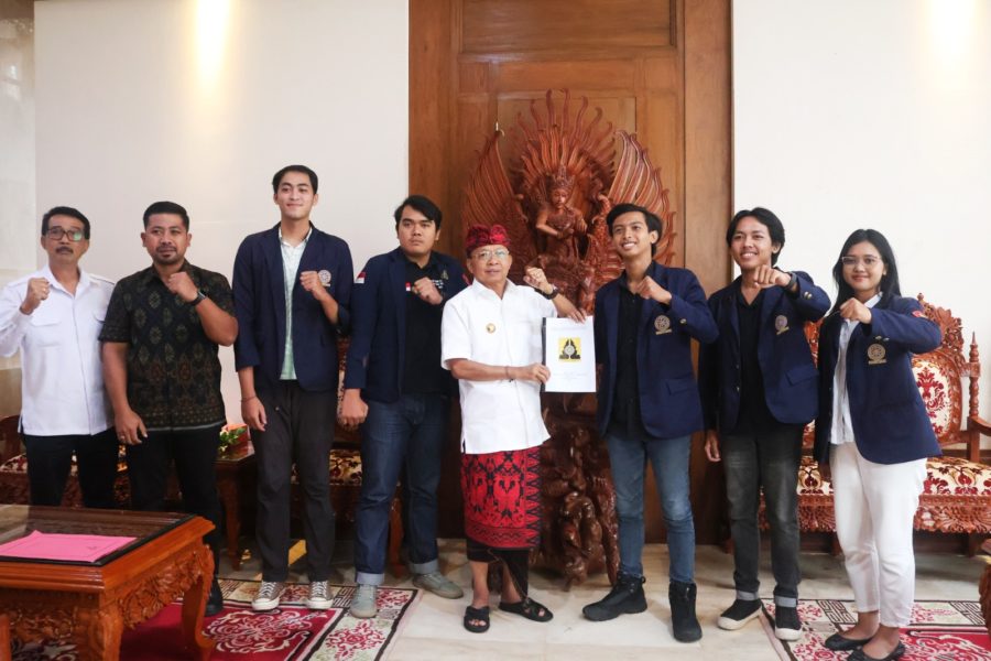 BEM Unud dan Undiknas Dukung Kebijakan Gubernur Koster Larang AMDK di ...