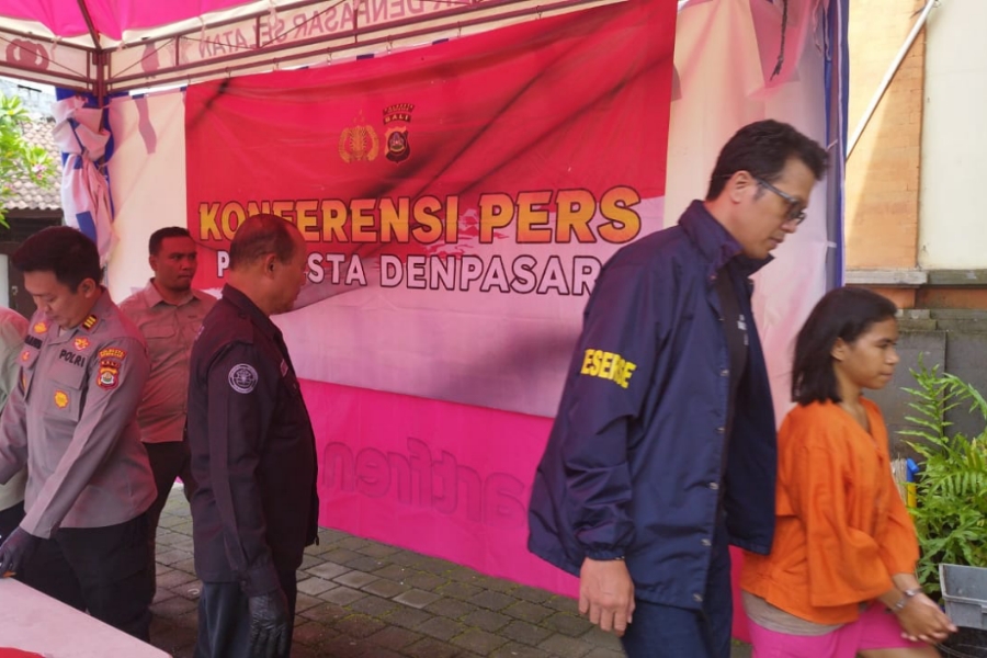 Curi ATM Teman, Perempuan Asal NTT Ditangkap 2 | BALIPOST.com