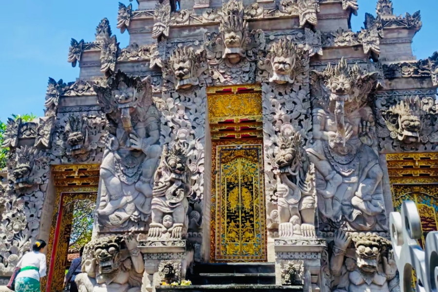Jarang Diketahui, Ukiran Gaya Buleleng Punya 4 Ciri Khas | BALIPOST.com