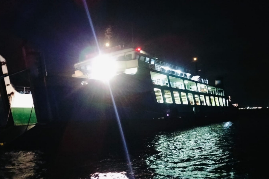 KMP Agung Samudera XVII Kandas di Perairan Gilimanuk, Tim SAR Evakuasi Penumpang | BALIPOST.com