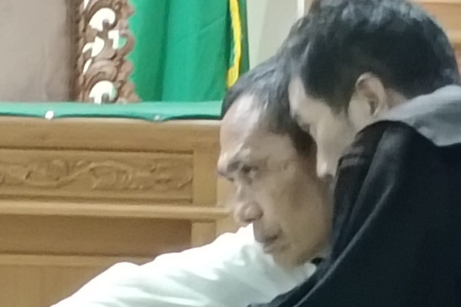 Mantan Ketua LPD Ngis Dituntut 10 Tahun, Bayar Uang Pengganti Rp 10 Miliar | BALIPOST.com