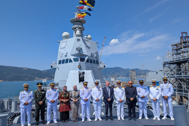 TNI Terima KRI Perang Baru Buatan Italia | BALIPOST.com