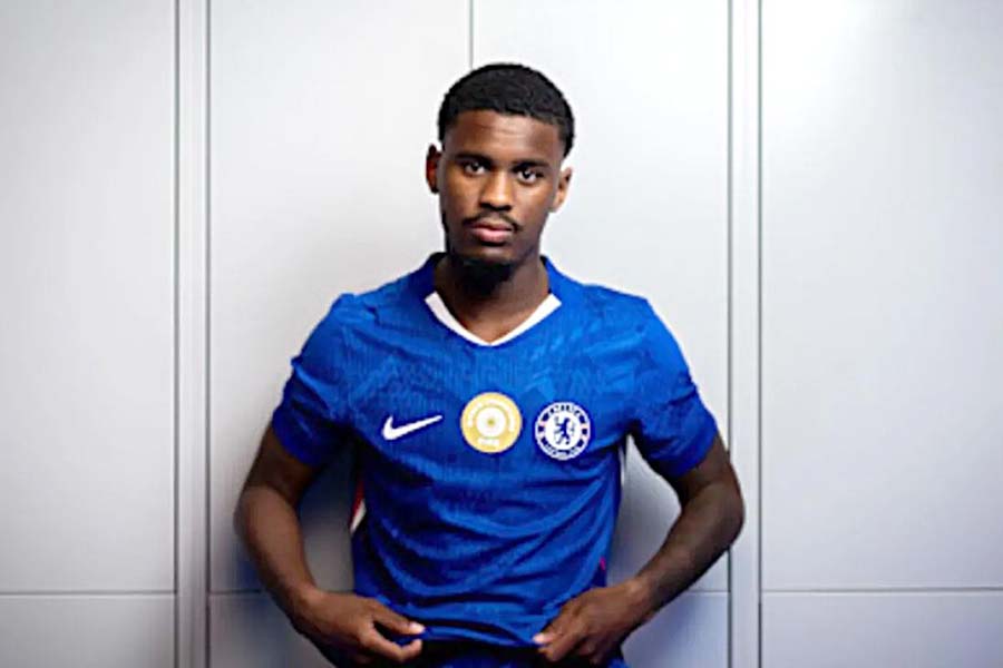 Jorell Hato Resmi Pindah ke Chelsea | BALIPOST.com