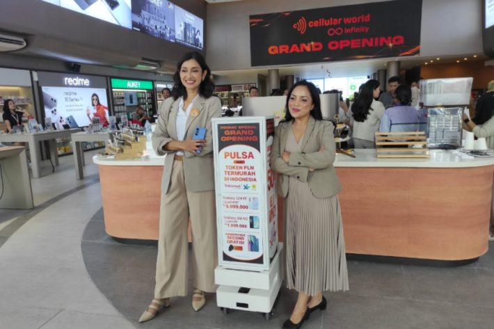 'Cellular World Infinity' Diresmikan, Level Baru Retail Teknologi di ...