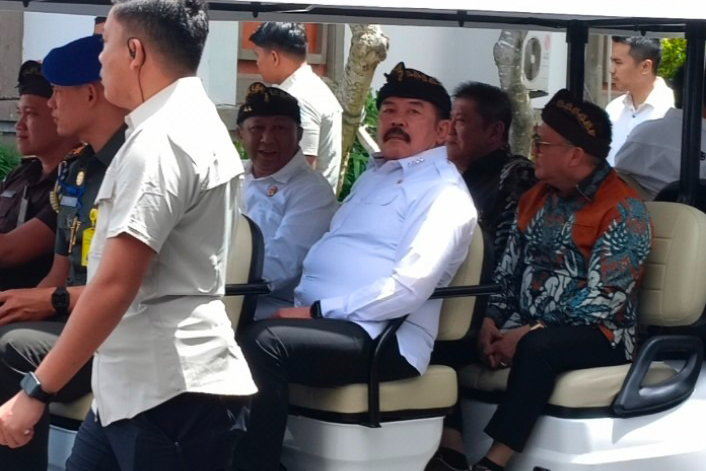 Dinilai Lemah Tangani Kasus Korupsi, Jaksa Agung Ancam Copot Kajari ...