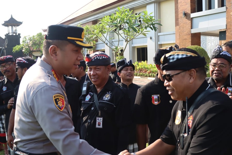 Polresta Denpasar Undang Ratusan Pecalang | BALIPOST.com