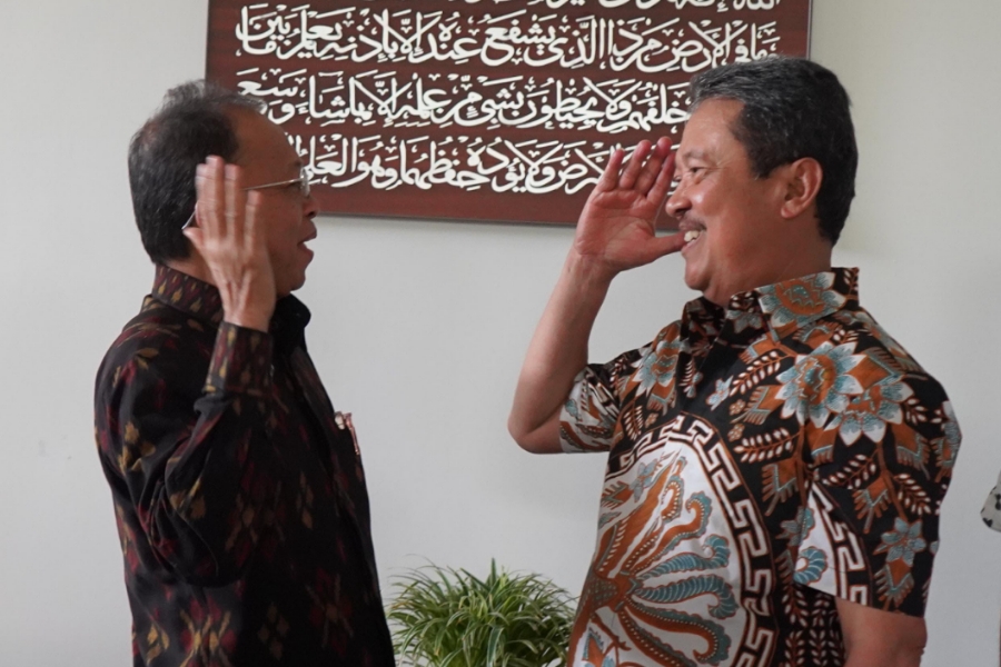 Bertemu Menteri Kelautan dan Perikanan, Gubernur Koster Pastikan ...