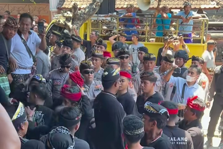 Dua Kelompok di Bugbug Kembali Memanas, Nyaris Bentrok | BALIPOST.com