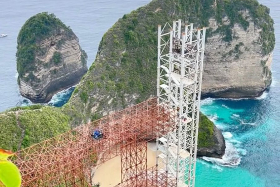 Soal Lift Kaca di Pantai Kelingking Tuai Pro Kontra, Ini Tanggapan ...