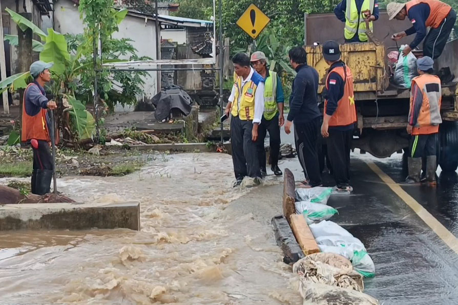 BPBD Tabanan Catat Bencana Banjir di Empat Titik, Warga Diimbau Jaga Kebersihan Lingkungan ...
