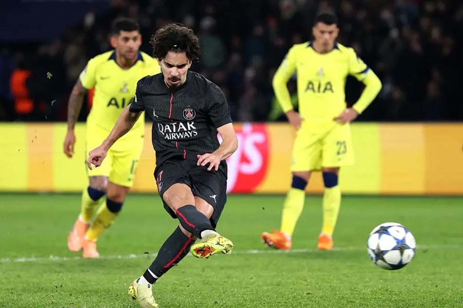 PSG Petik Kemenangan Lawan Tottenham di Match Day 5 Liga Champions ...