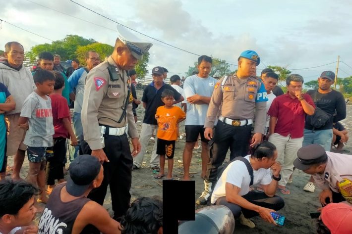 Terseret Arus Saat Mandi, Siswa SD Ditemukan Meninggal di Pantai ...