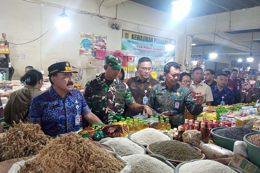 Jelang Nataru, Harga Kebutuhan Pokok di Karangasem Terpantau Stabil ...