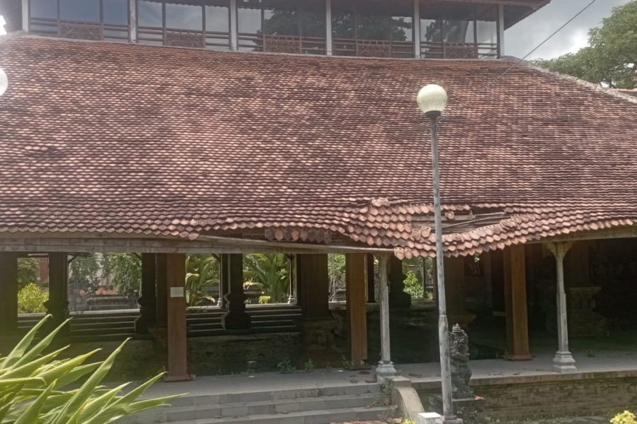 Wantilan Pura Agung Jagatnatha Rusak Parah, Rehabilitasi Terkendala ...
