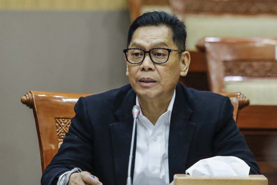 Ganti Arief Hidayat, Adies Kadir Disetujui Jadi Hakim Mahkamah ...