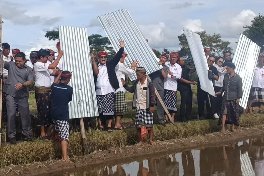Sawah Kembali Terbuka, Seng Protes di Jatiluwih Dicabut | BALIPOST.com
