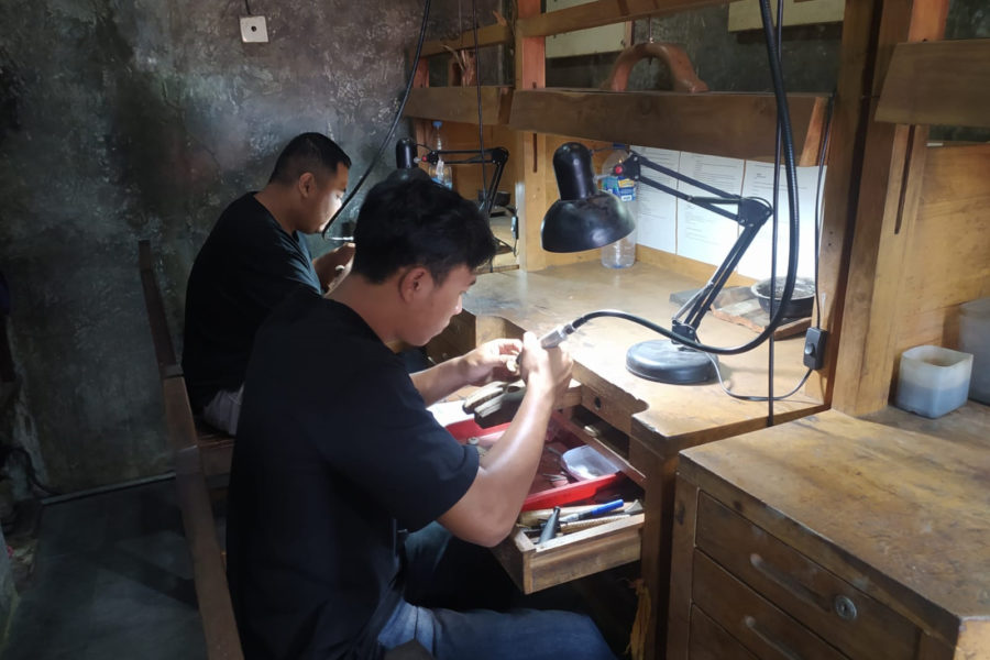 Sikapi Harga Bahan Baku Perak Melonjak, Ini Langkah Disperindag Gianyar ...