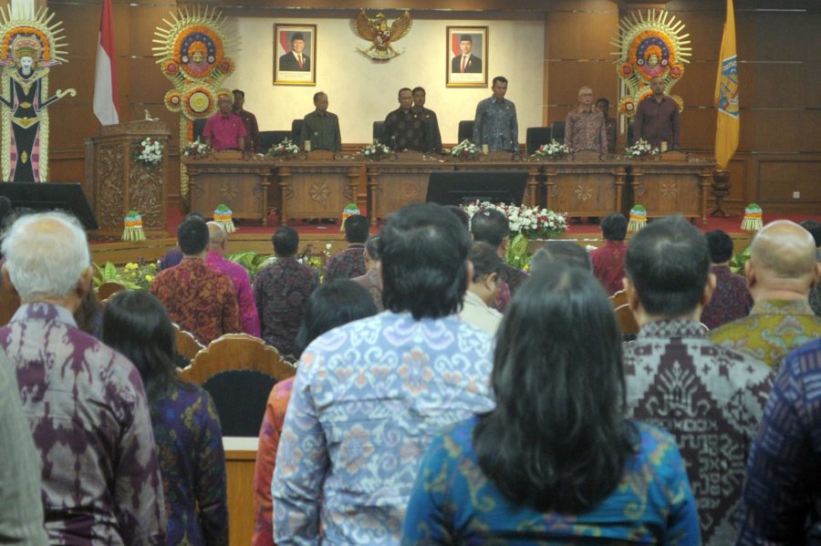 Berbicara Di Rapat Paripurna Ke 39 DPRD Bali, Gubernur Koster Ungkap ...