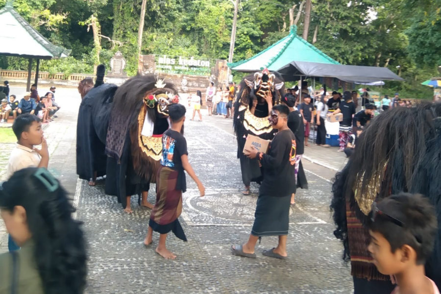 Ngelawang Dongkrak Kunjungan Wisatawan Ke DTW Alas Kedaton Saat Umanis ...