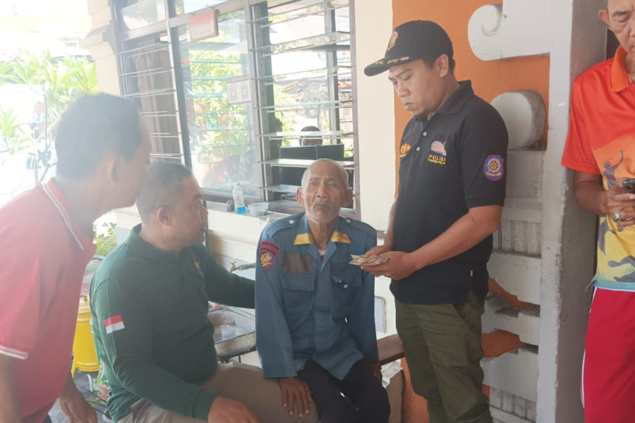 Nyambi Ngemis, ODGJ Diamankan Pol PP Buleleng 1 | BALIPOST.com