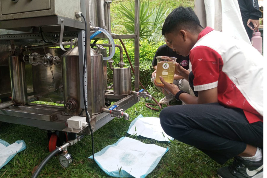 Olah Sampah Plastik Jadi BBM, Mesin Pirolisis Diperkenalkan Di ...